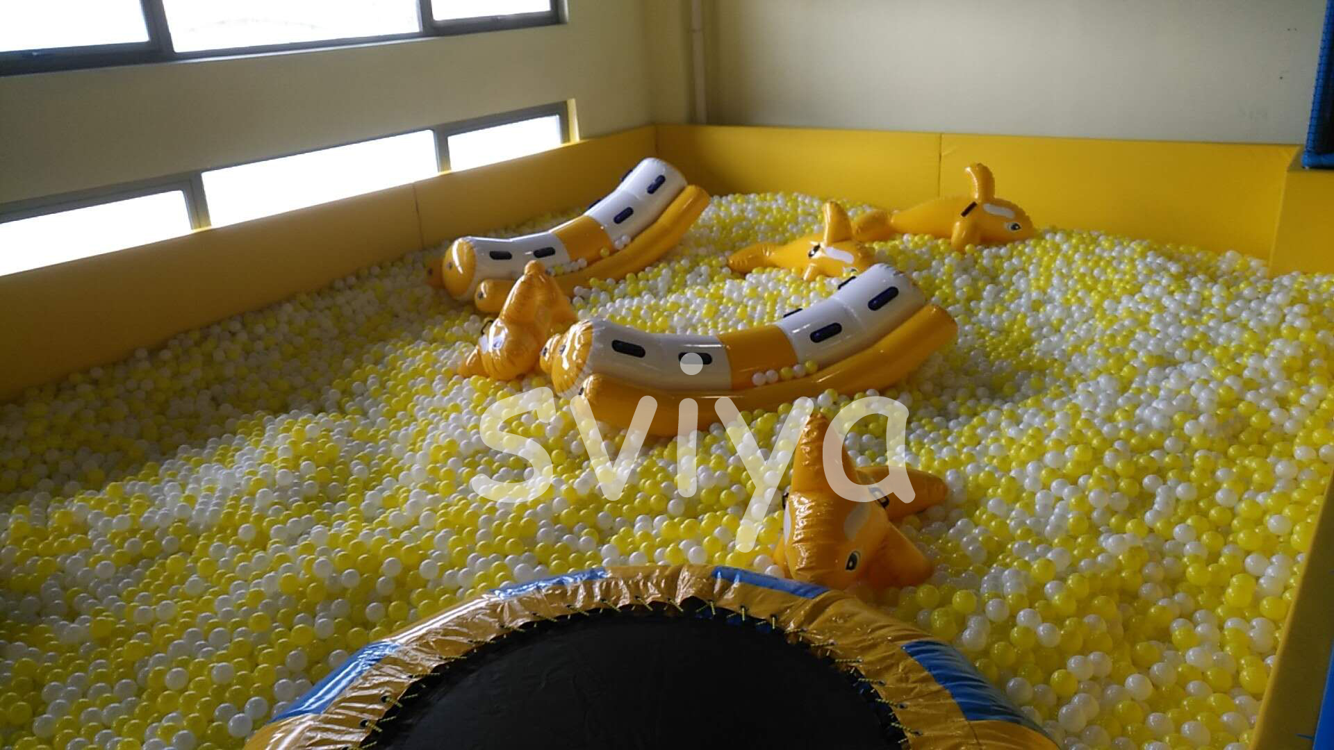 Customized Different Size CE Certificated High Jump Trampoline With ...