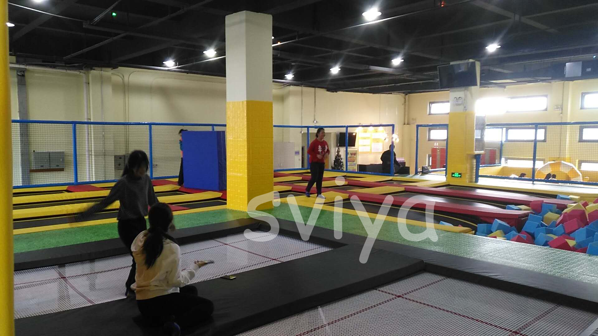 Customized Different Size CE Certificated High Jump Trampoline With ...
